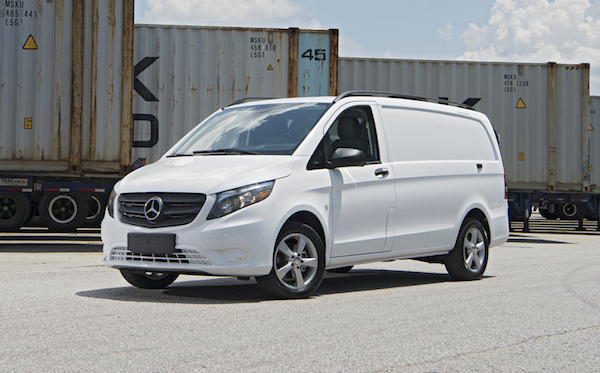 2017 Mercedes Benz Metris - Entrevista a Mathias Geisen - AutomotorPro.com