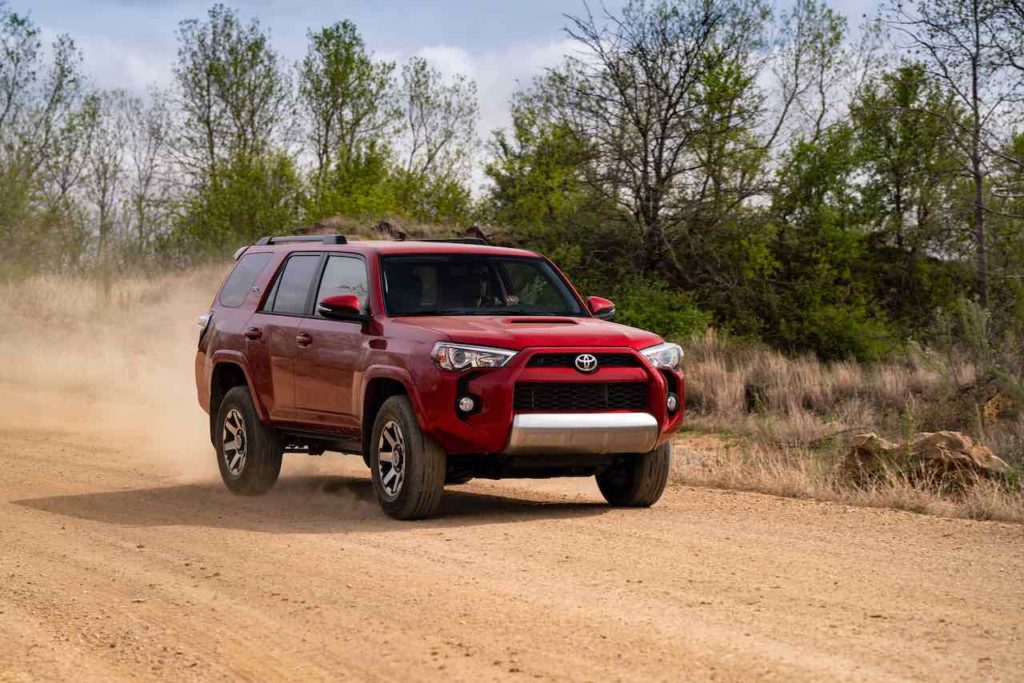 2019 Toyota 4Runner 4x4 TRD Off-Road V6 Premium a Vintage-Modern SUV